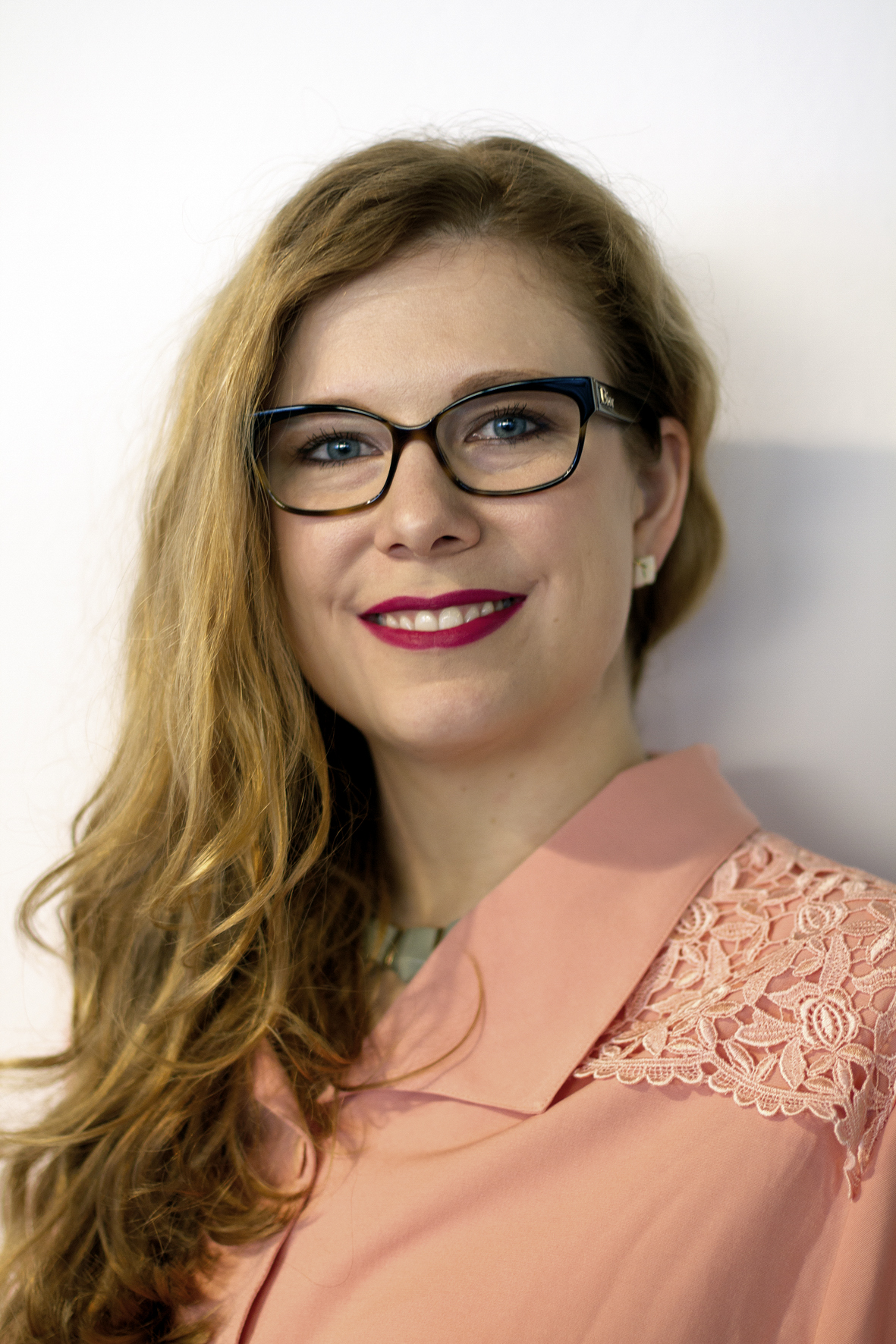 Buchhandlung Backhaus GmbH | Autorenlesung – Anna Basener